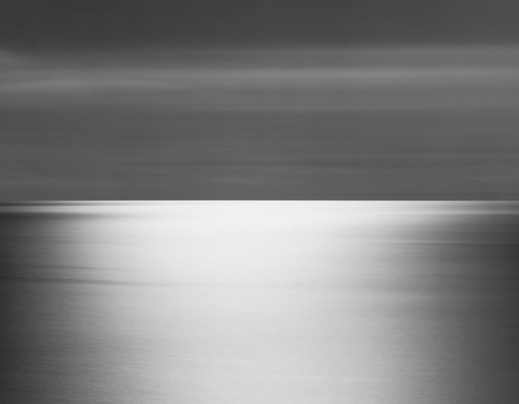Seascapes' timelessness by Hiroshi Sugimoto — Cercle
