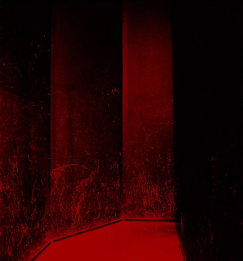 In the dark room of Alexander Gehring : medium and ghosts — Cercle