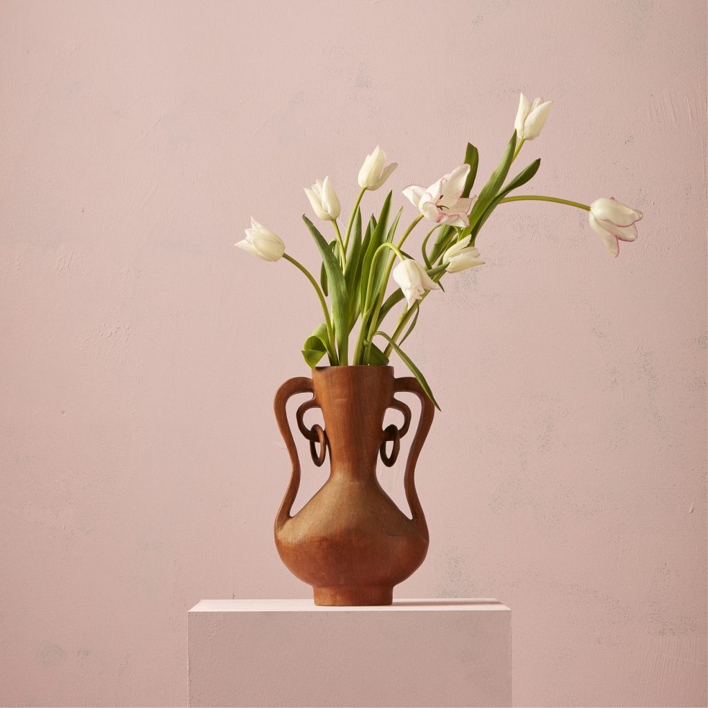 Between organicity and brand image, the harmony of Studio Valentin Abad ...